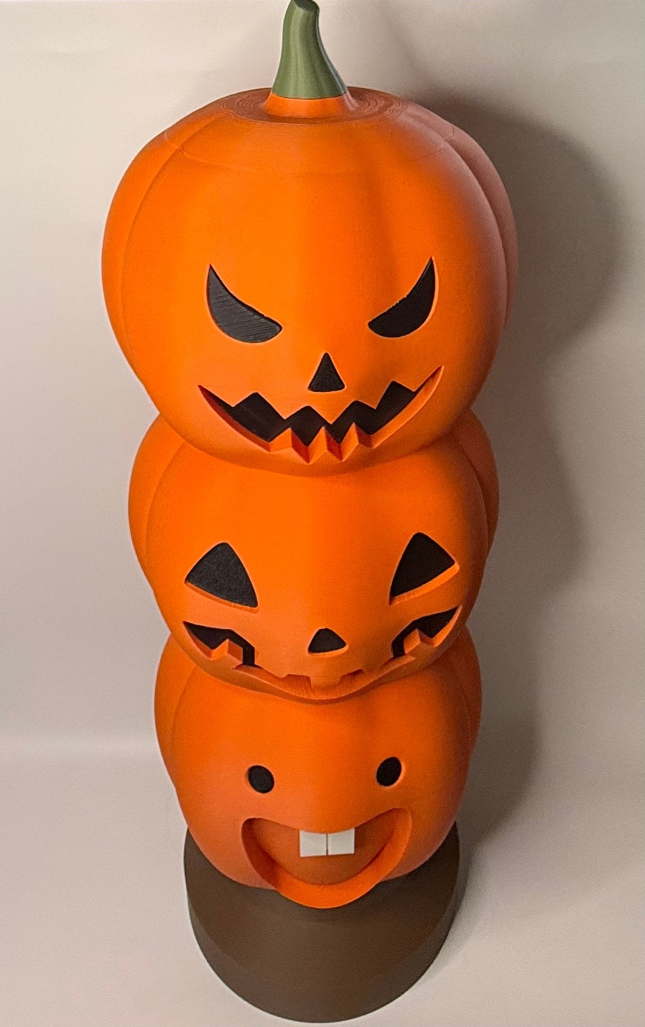 Spooky Triple Pumpkin Stack Decor – Stratus Forge Technologies